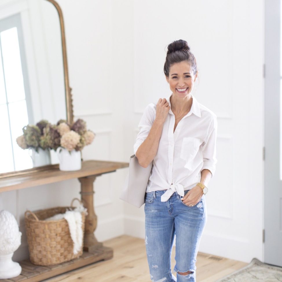 Mom Bun Tutorial - Fraiche Living