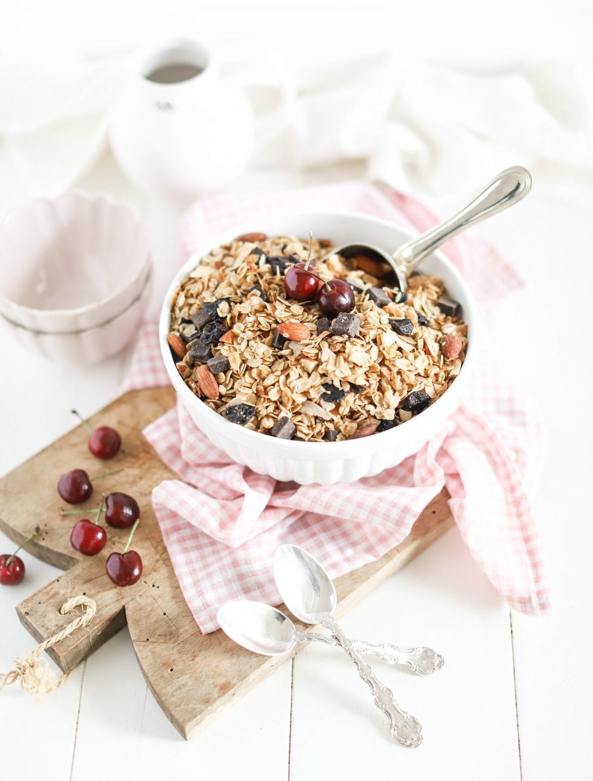 Dark Chocolate Cherry Granola - Fraiche Living
