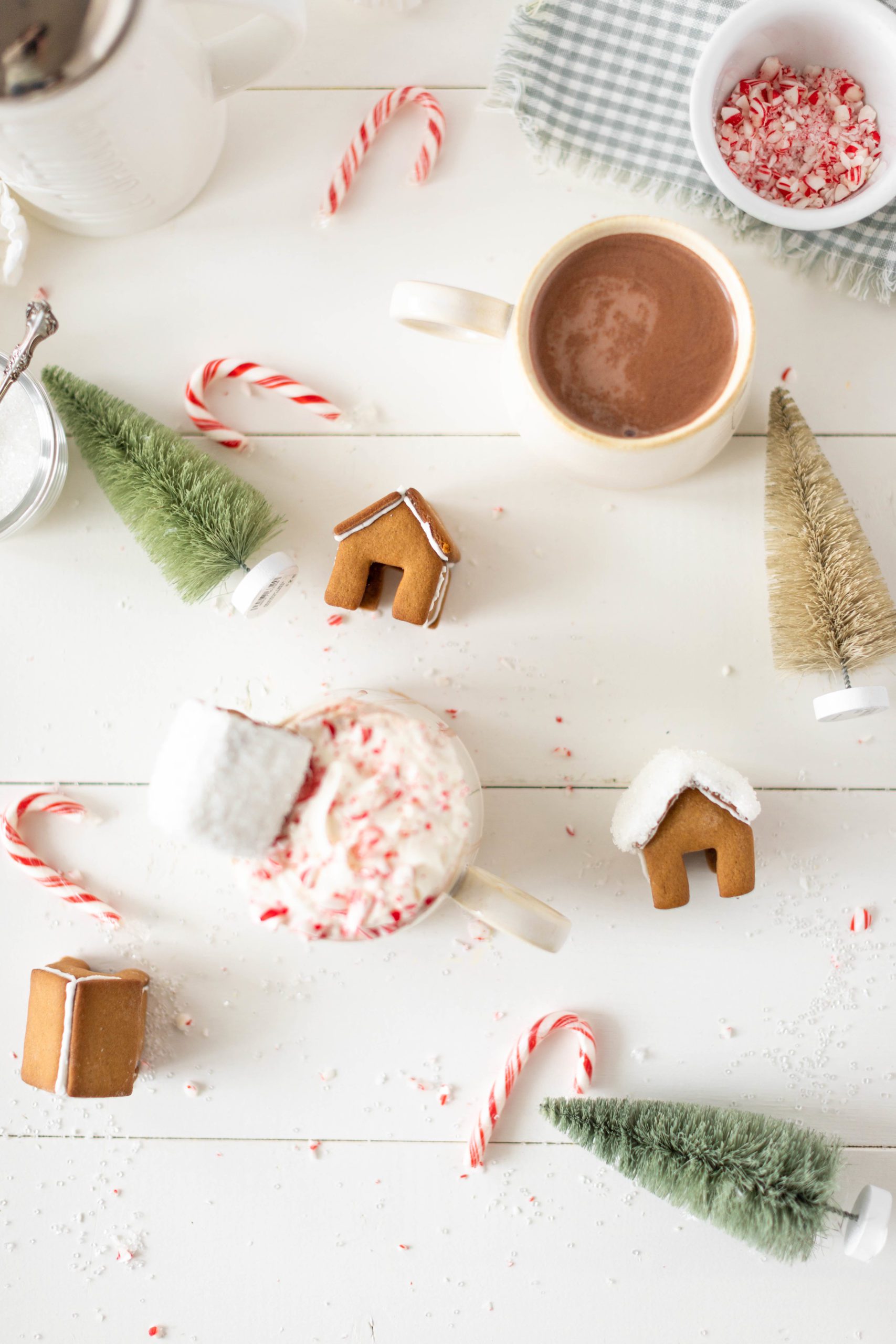 Mini Gingerbread House Mug Toppers - Fraiche Living
