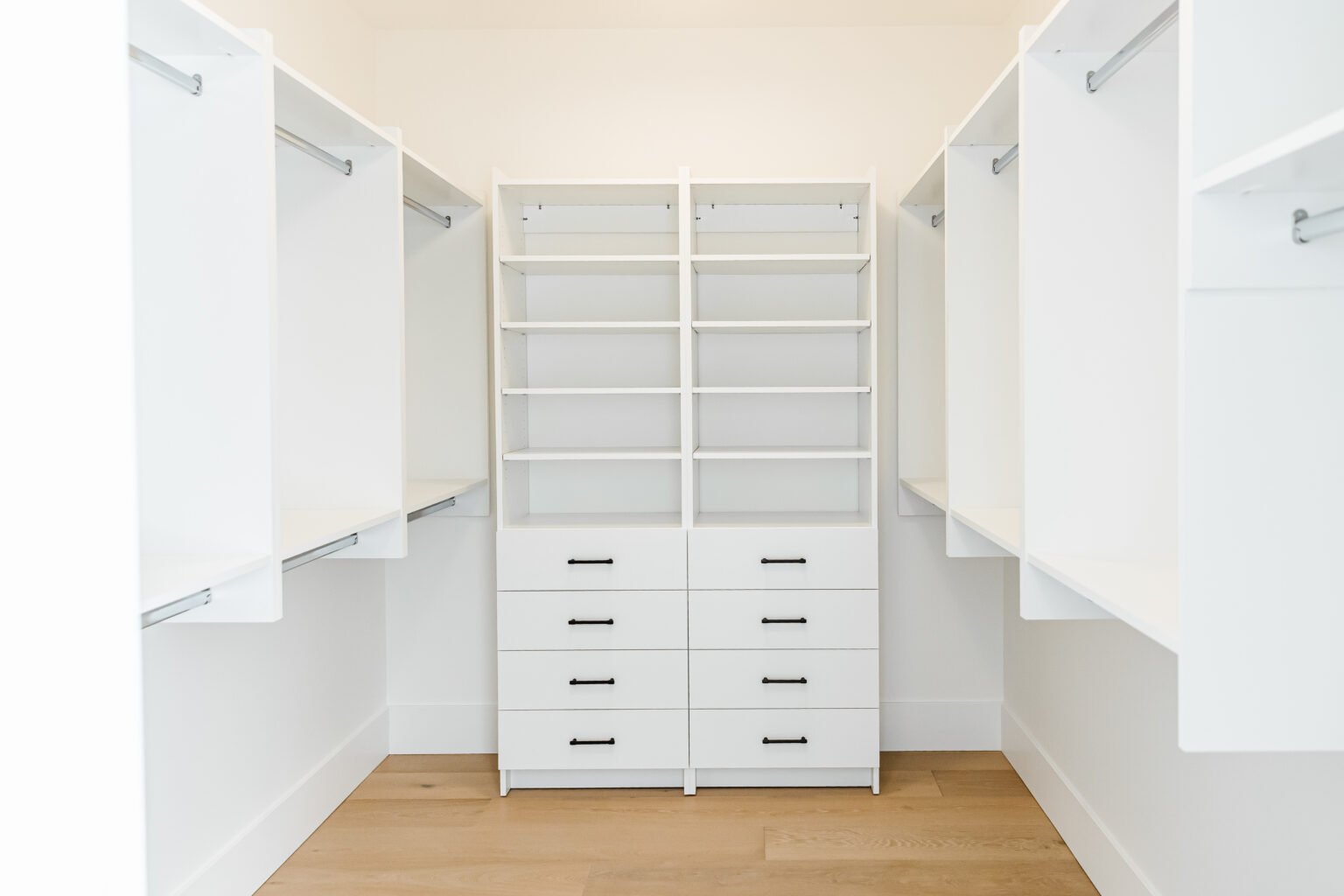 Essential Tips for Designing Your Dream Closet - Fraiche Living